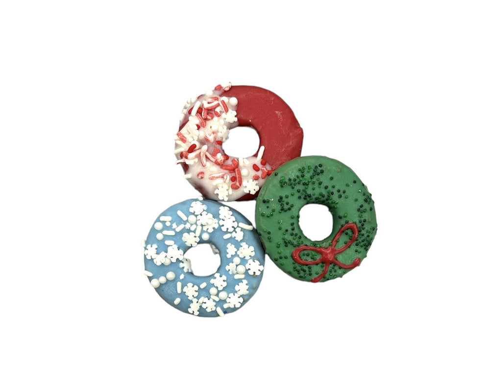 Paws Gourmet Bakery Holiday Christmas Mini Donuts Dog Treats, 1 count ...
